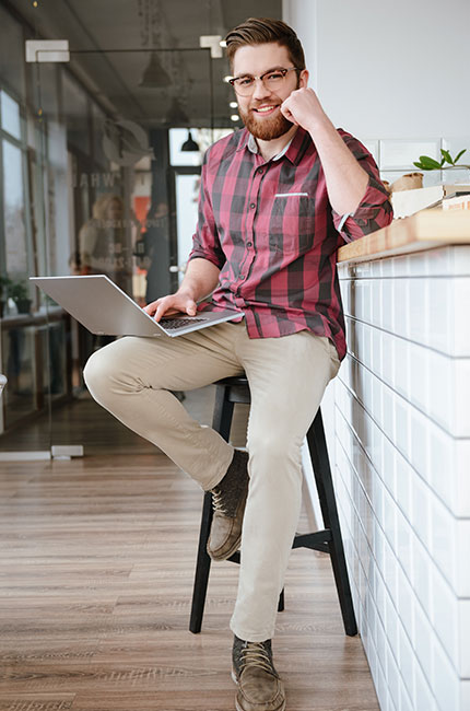 Home Layout2 Dark – Peoplevisor