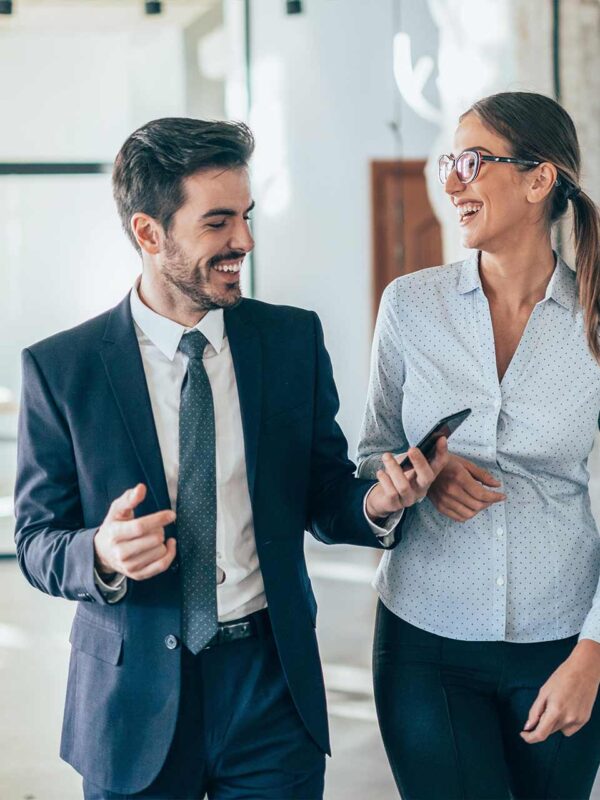 Home Layout4 Dark – Peoplevisor